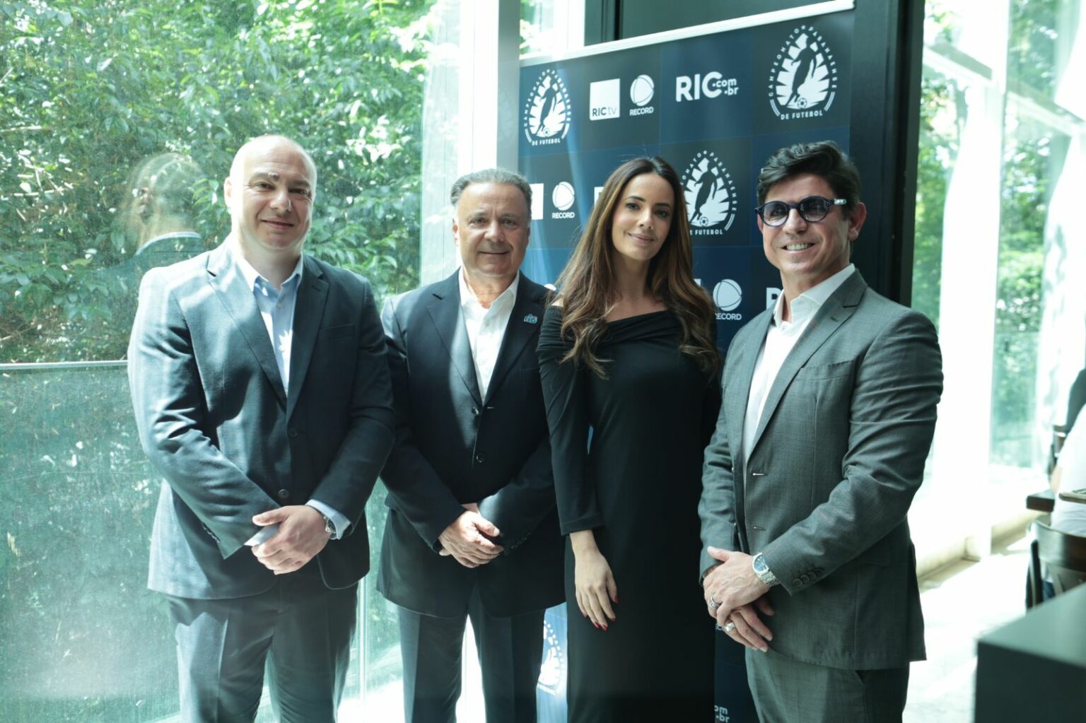 FPF fecha parceria com o grupo RIC para a transmissão do Paranaense ...